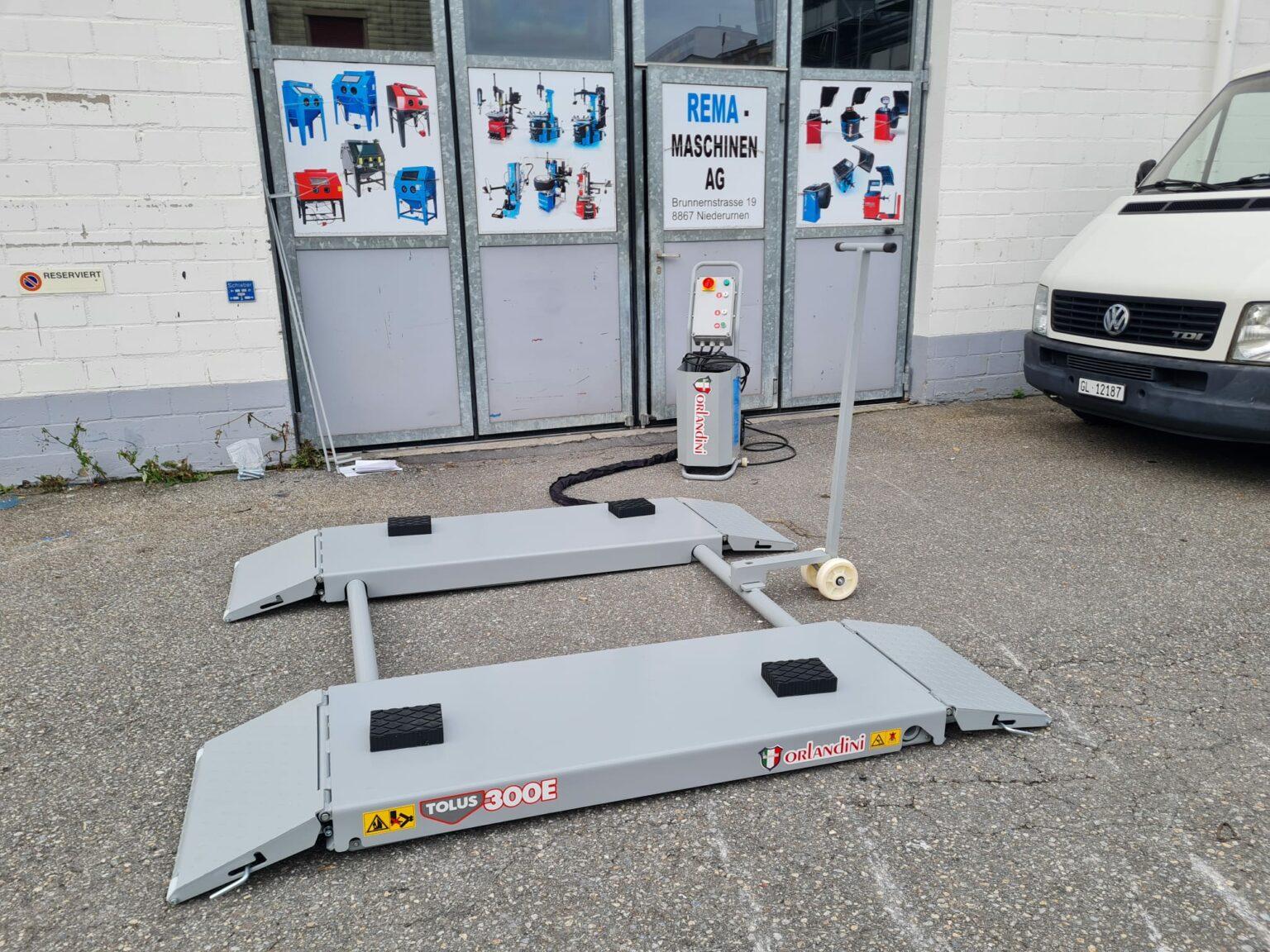 Autolift Scherenlift Mobile Hebebühne 3T Orlandini Tolus 300E - Rema ...